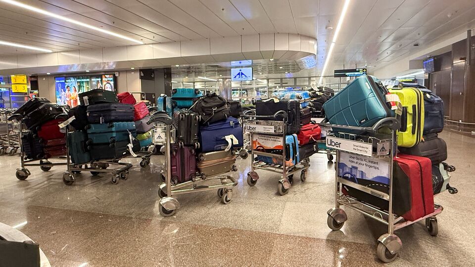 IndiGo cancels 180+ flights: Pilot association chief's big claim ...