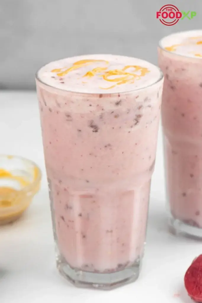 Refreshing peanut butter and jelly smoothie recipe