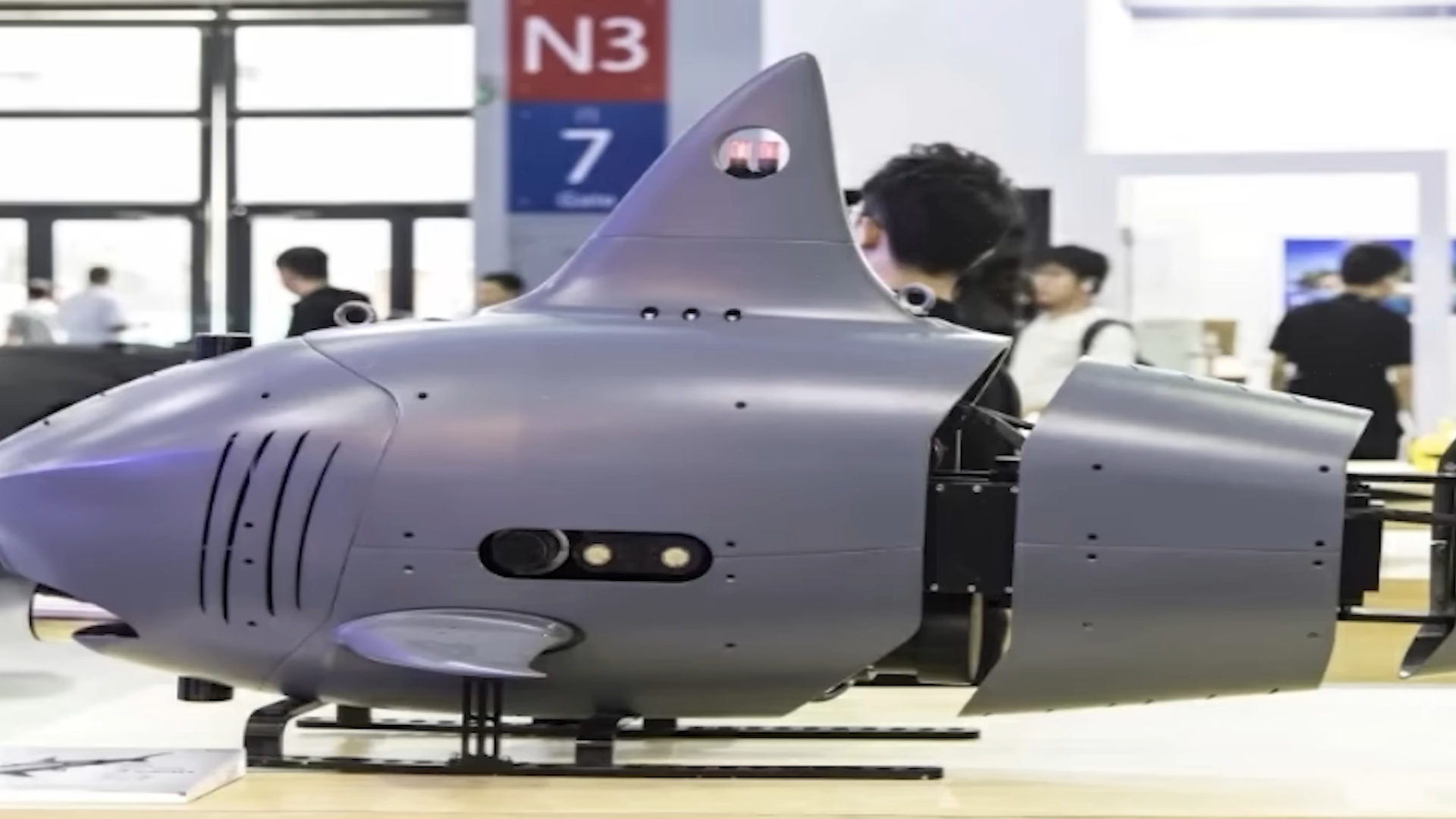 Why the US and Russia are racing to build the quietest submarines in ...