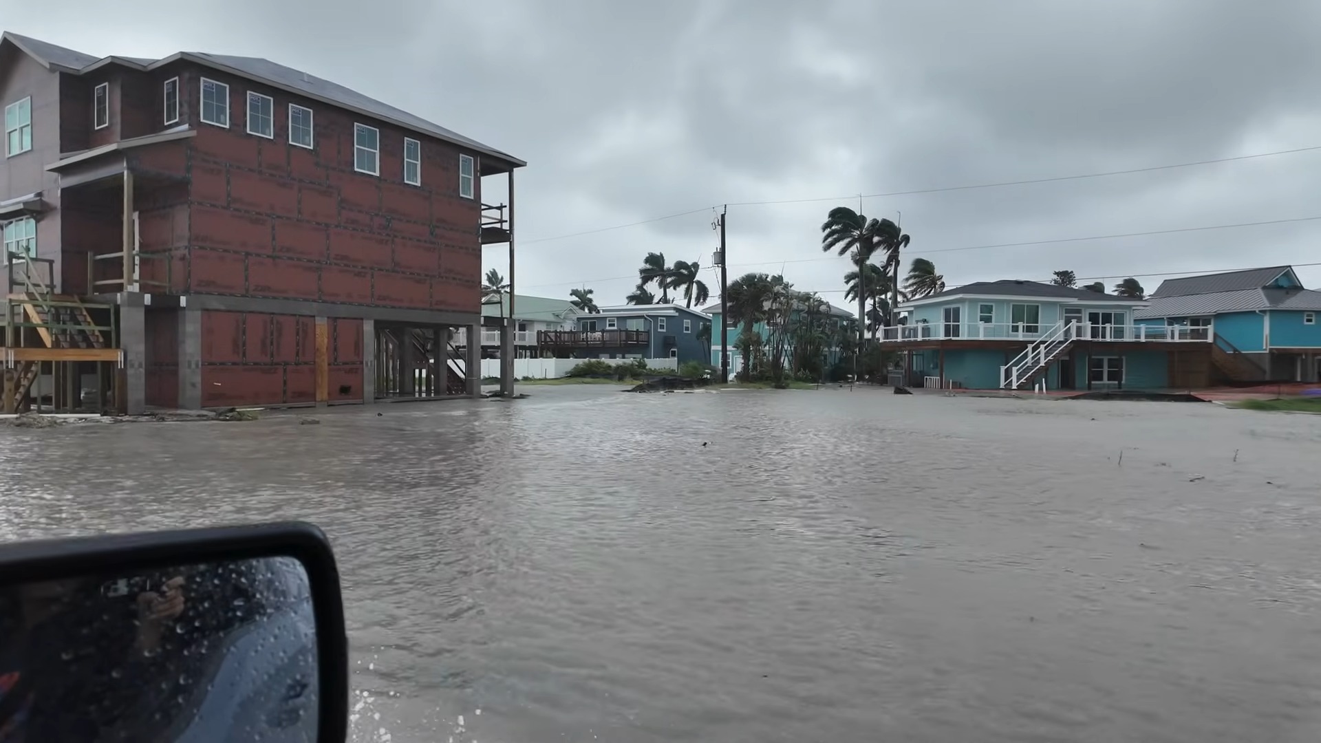 How one shift in Debby’s track flooded roads, boardwalks, and ...