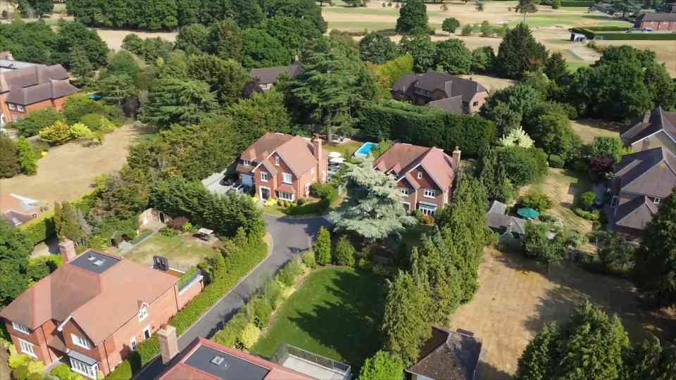 Inside a £1,750,000 luxury modern home in George Clooney's neighbourhood