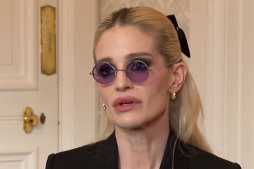 Kelly Osbourne in tears as she honours dad Ozzy in first TV interview ...