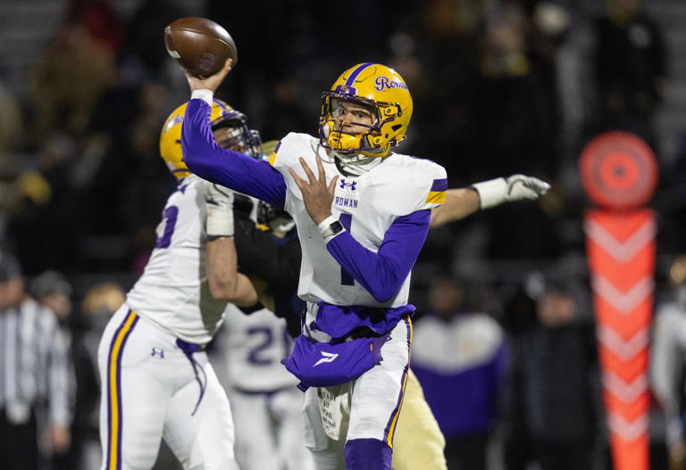 Bishop McDevitt vs. Roman Catholic: PIAA 5A football championship preview