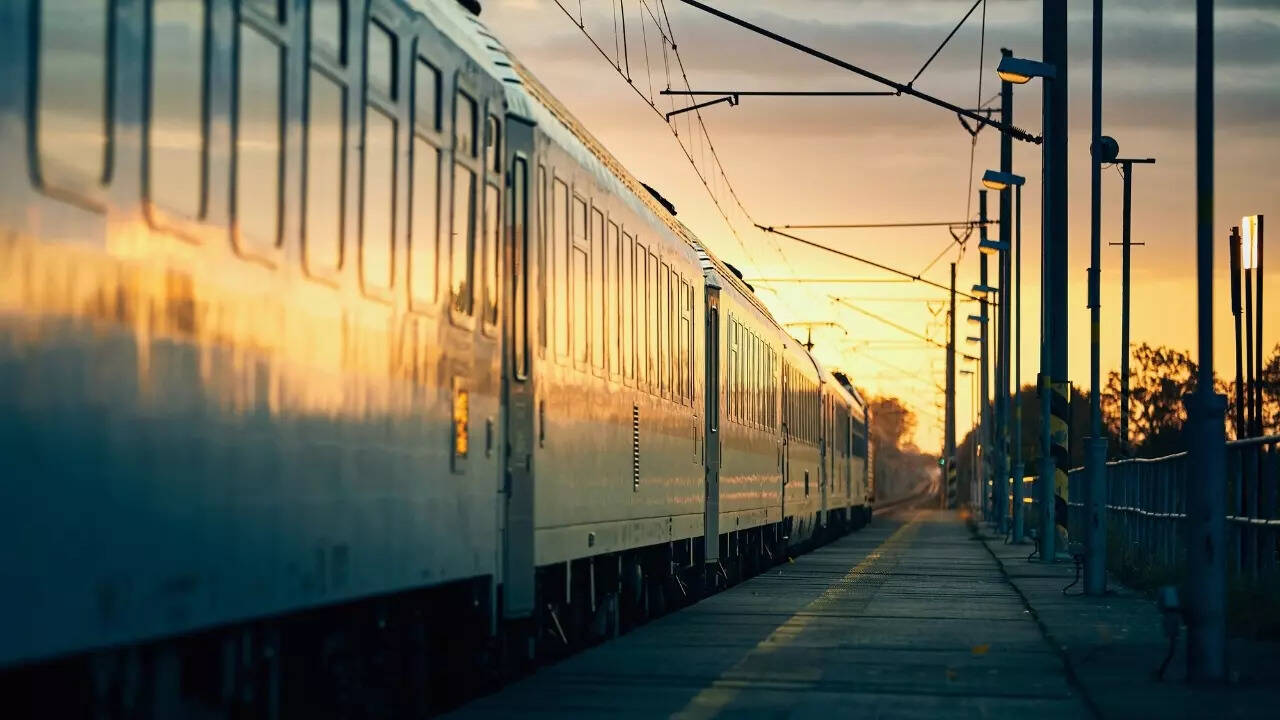 Countries that do not have railways; what should travellers expect