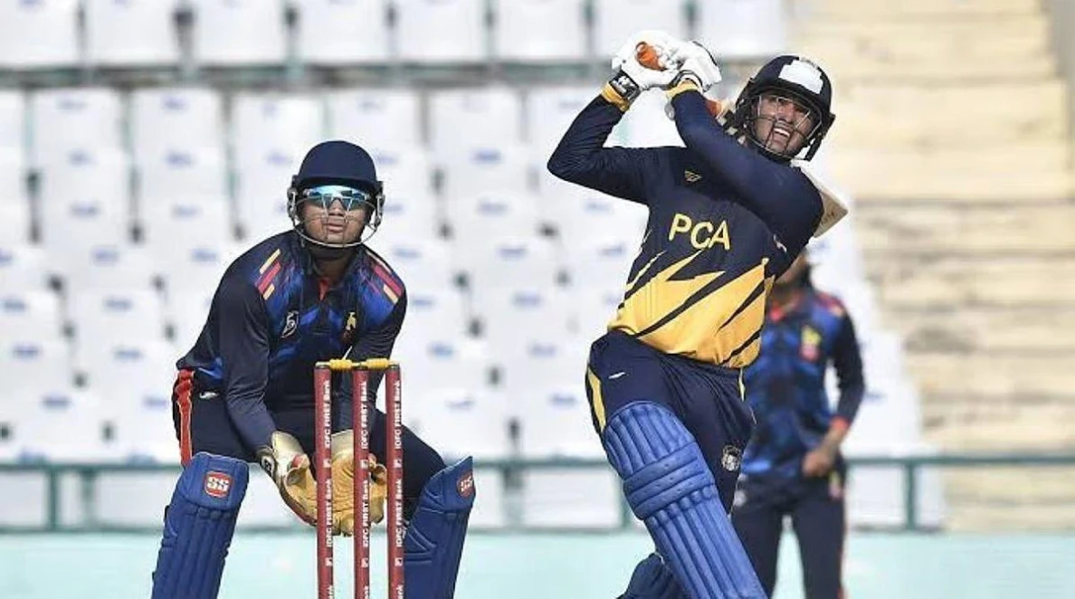16 sixes in 1 match! Abhishek Sharma smashes a T20 record only one ...