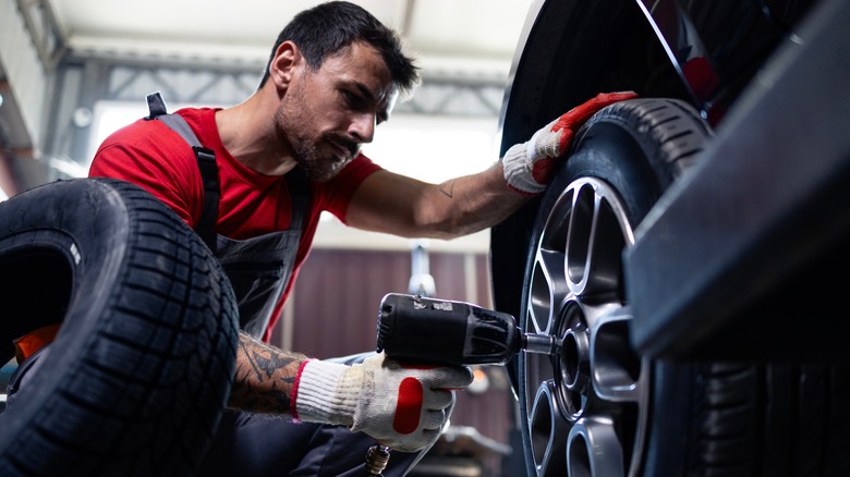 Here's why an impact wrench is one of the best power tools for car ...