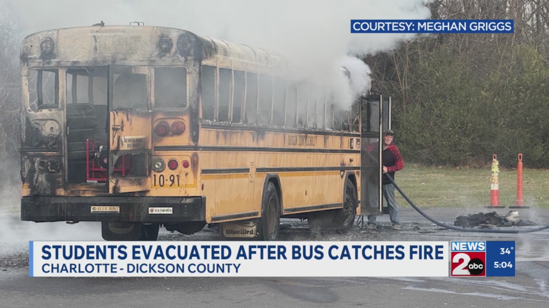 Student evacuated from bus fire in Dickson County