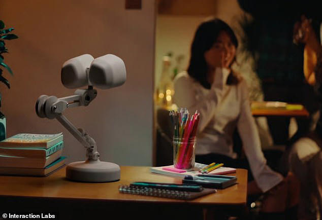 The real-life Pixar lamp! Adorable desk robot can talk and move like ...