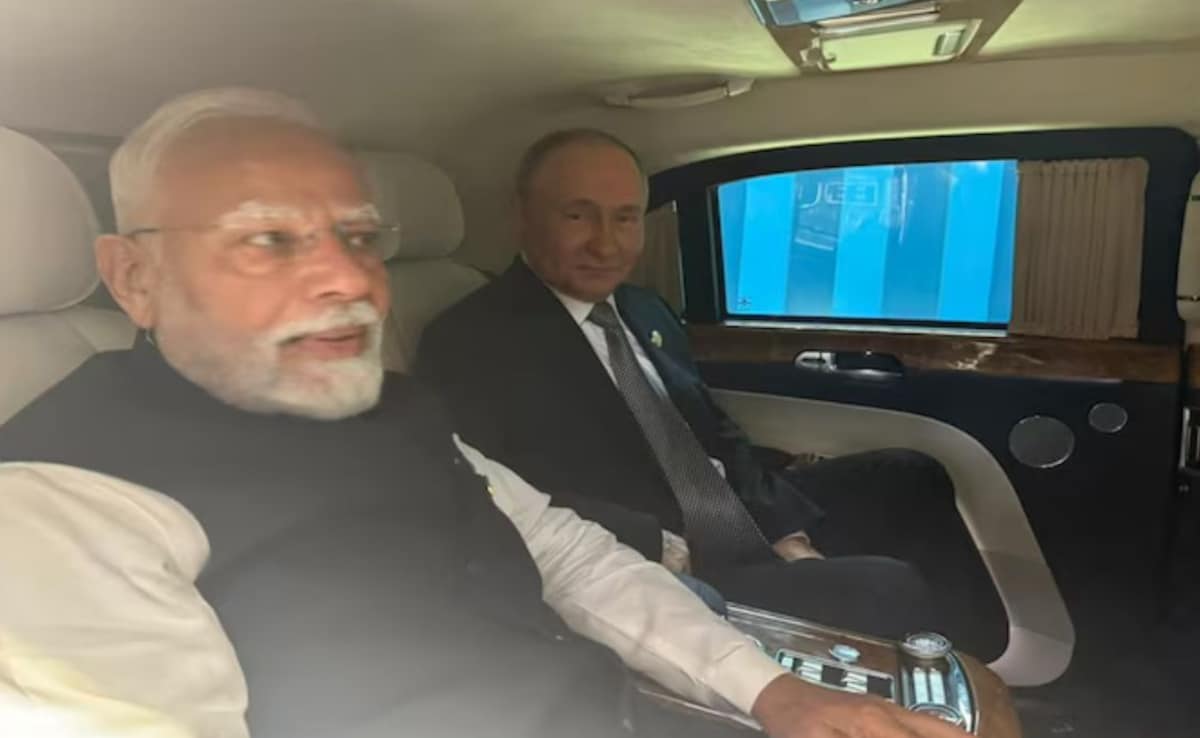 Not 'Fortress on Wheels', Putin leaves Delhi airport in PM Modi's Fortuner