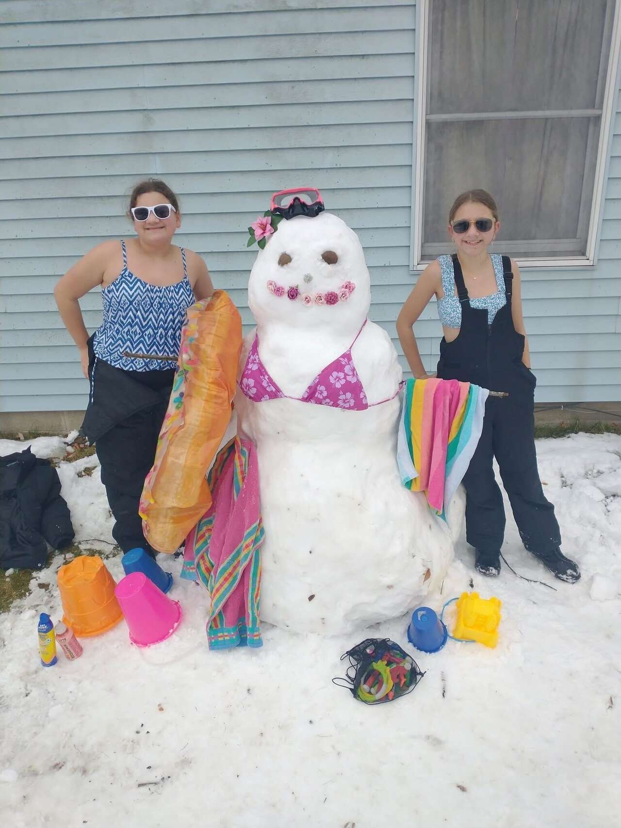 Sebewaing snowman contest turns first snowfall into village-wide ...