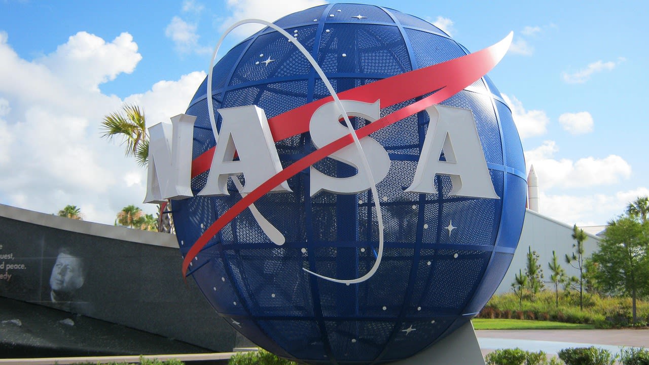 NASA under fire: Is vital data on the mysterious 3I/ATLAS object being ...