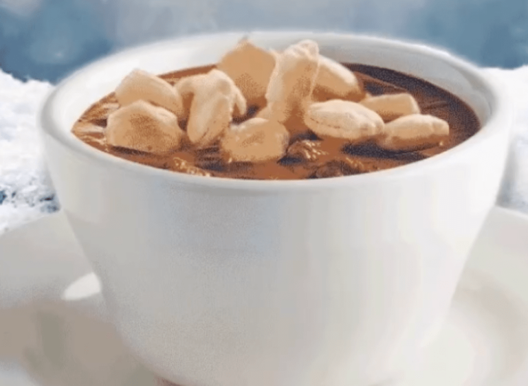 5 drive-thru chains diners say serve the best chili