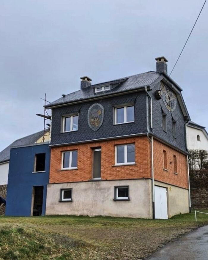 40 hilariously bad houses, as spotted by this Belgian guy (new pics)