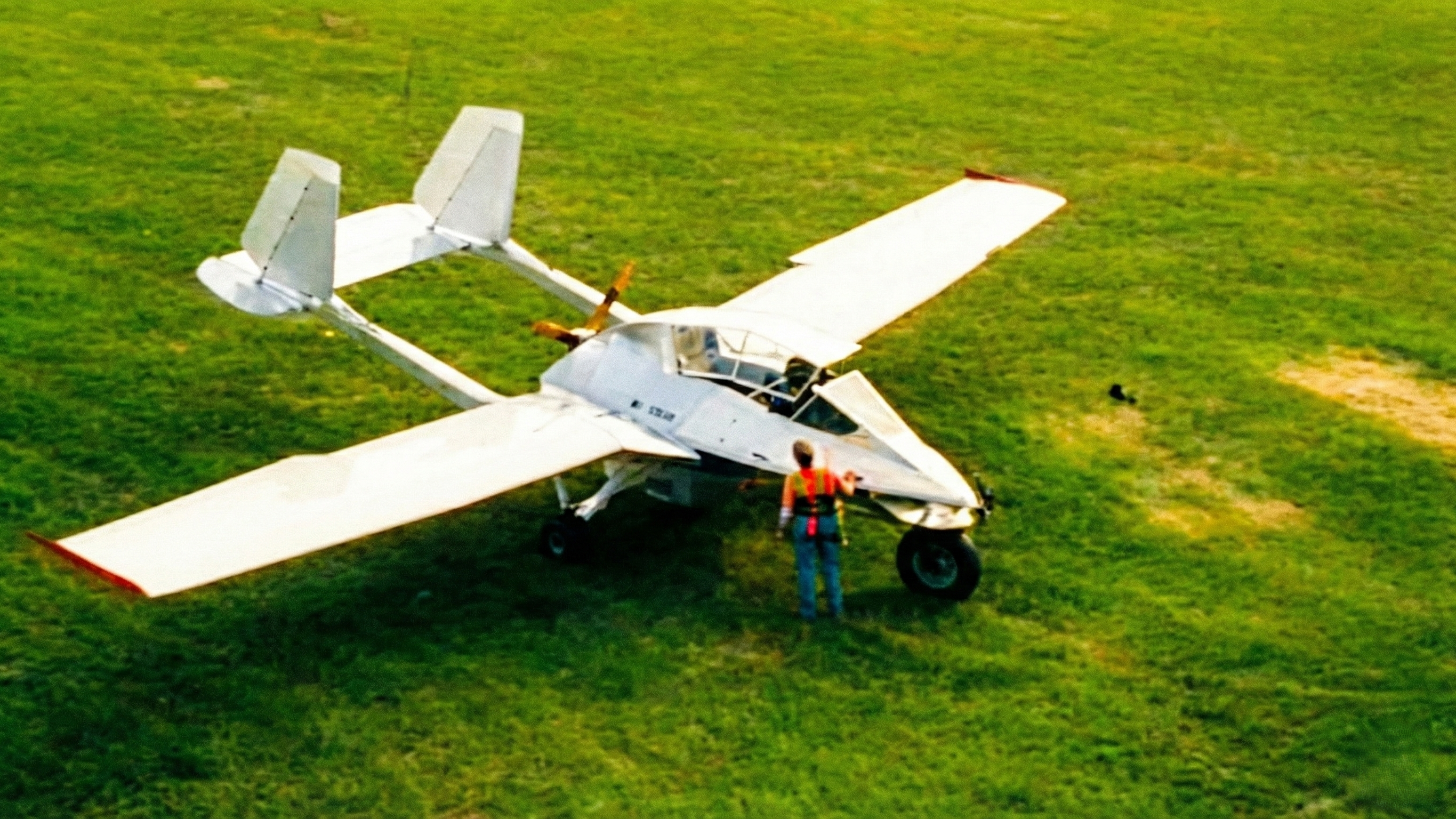 The Canadian inventor who tried to outbuild the F-16 plane in his garage