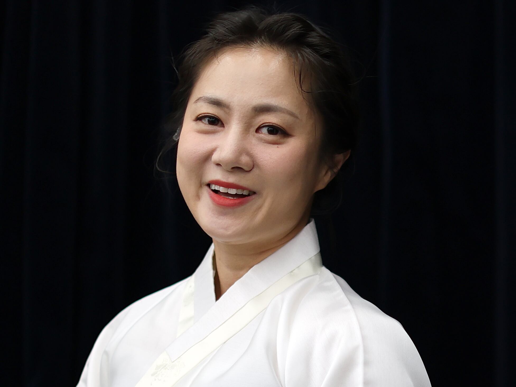 Park Na-rae faces power abuse, unregistered agency allegations