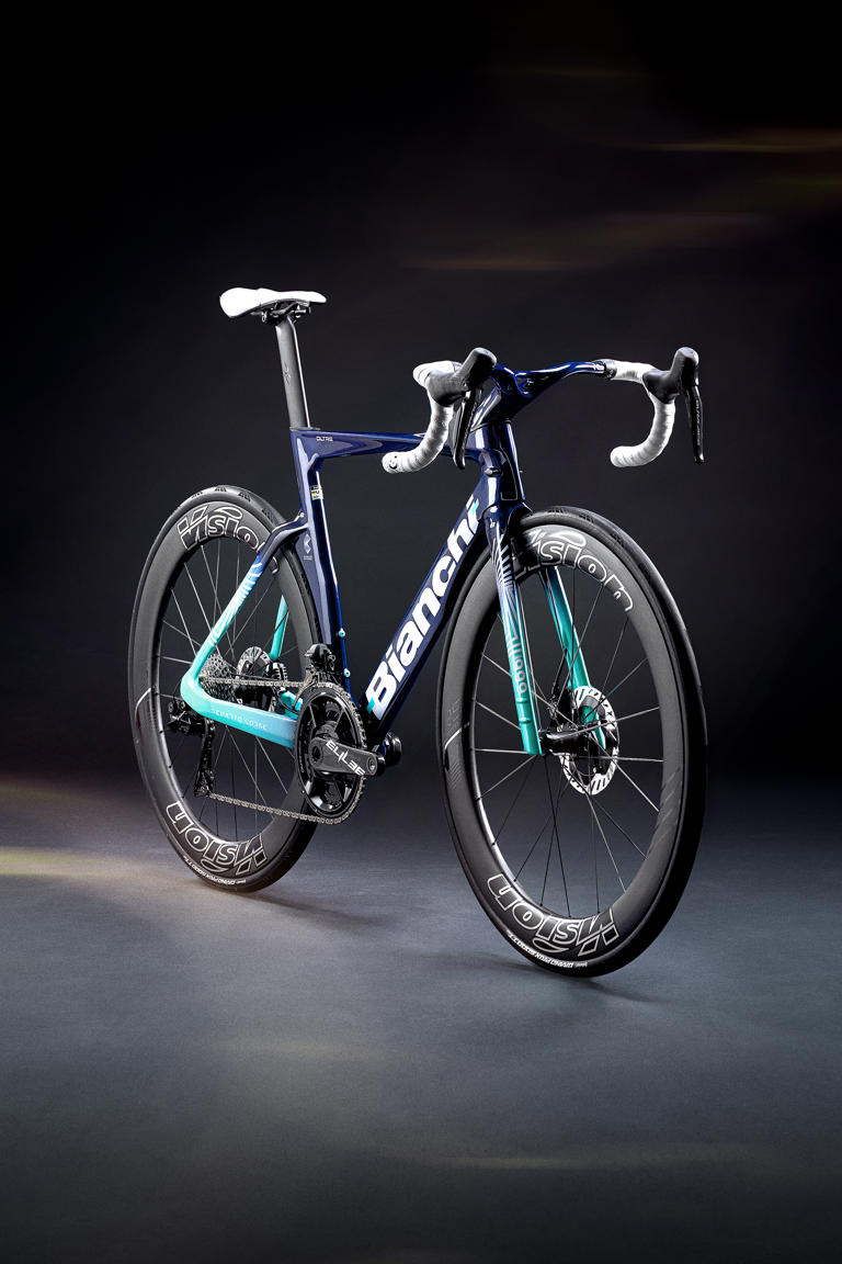 Bahrain Victorious announce 2026 bike sponsor