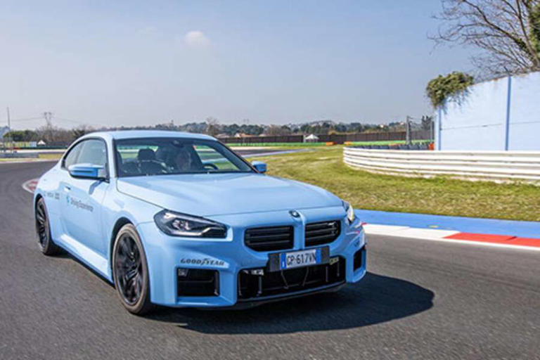 BMW Driving Experience Natale 2025: sconto 15% sui corsi di guida e ...