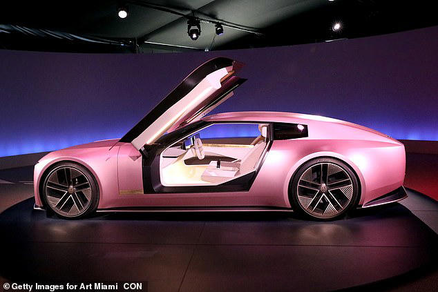 Jaguar rebrand and plans to become fully electric luxury car firm ...