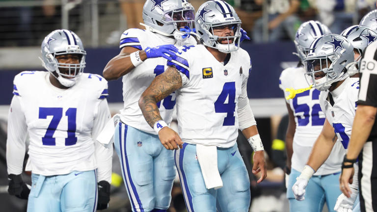 Cowboys vs. Lions - TNF prediction: Updated Odds, expert picks, QBs ...