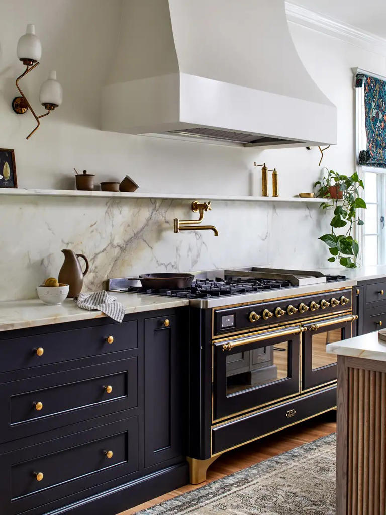 This premium line of Italian ranges proves your stove can make a statement