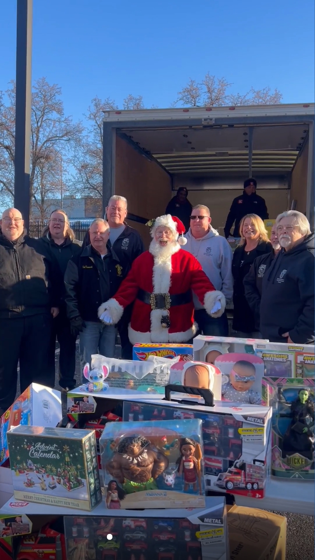 Gift of joy 2025: Teamsters Local 20 donates toys