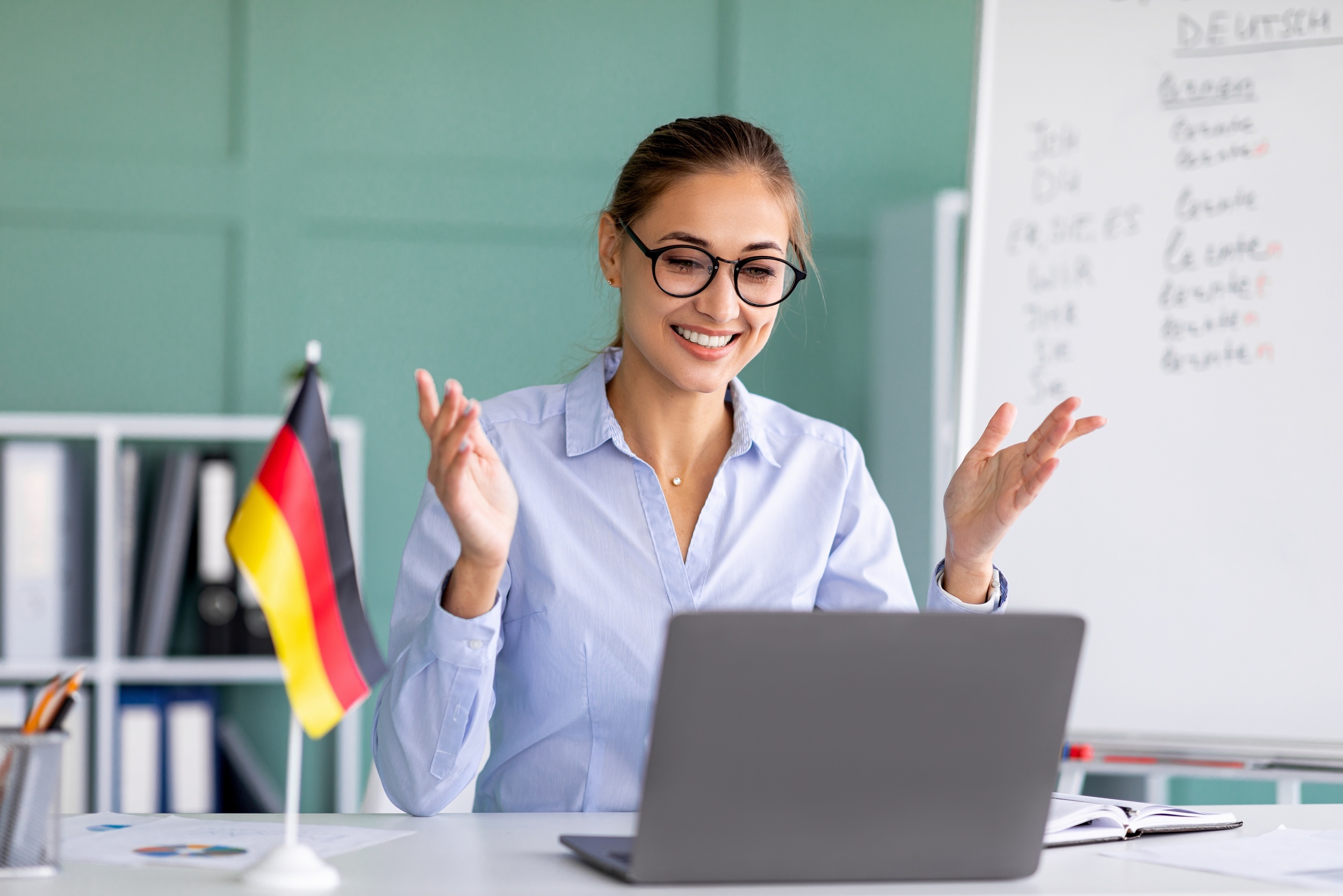 20 helpful tips if you’re trying to learn a new language