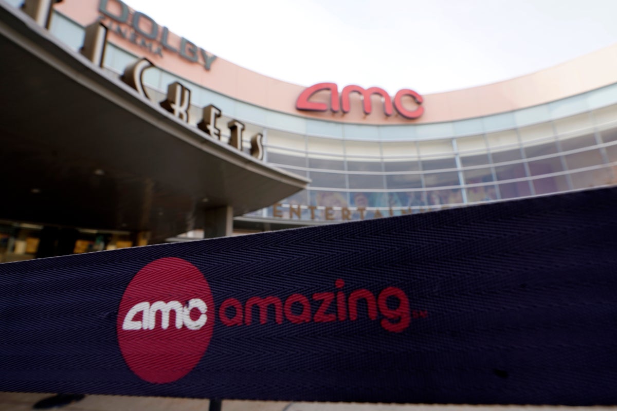 CEO sigue al frente de AMC Entertainment tras derrame cerebral