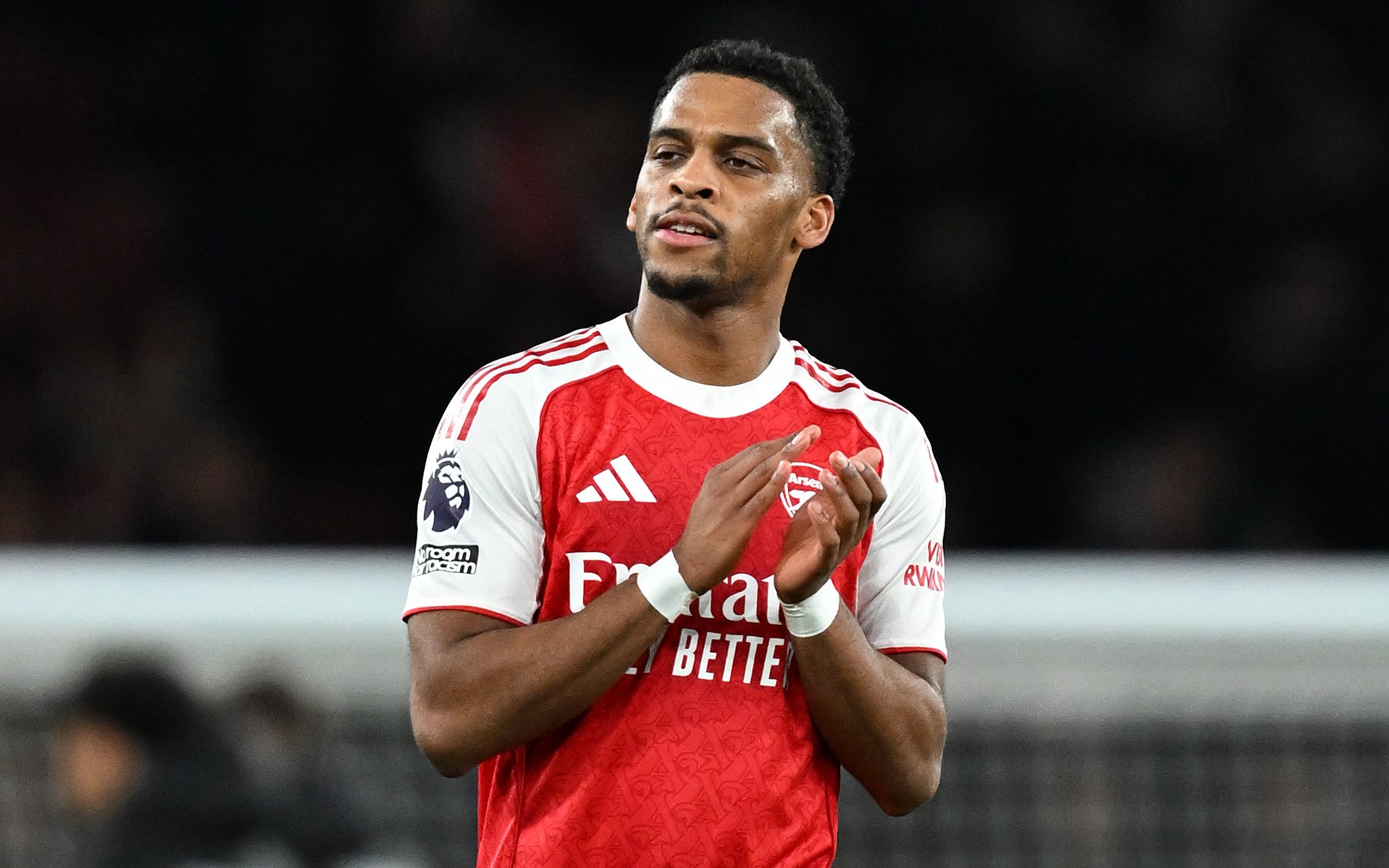 Aston Villa 2-1 Arsenal: Buendia slams home last-minute winner - Live