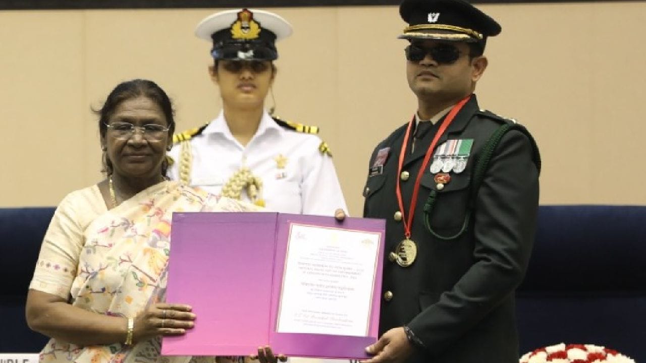 Lt Col C Dwarakesh: India’s first blind army officer breaking barriers ...
