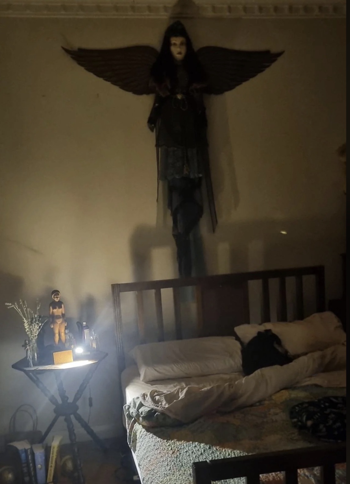 Extra-creepy photos you don't want to stumble across