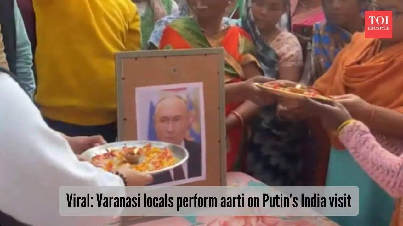Putin's epic desi welcome goes viral: Varanasi locals light up city ...