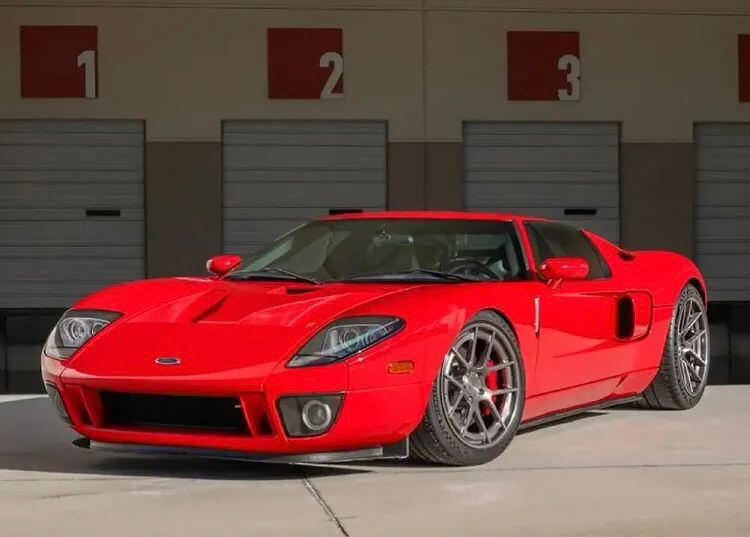 Comienza la subasta del Ford GT 2005 del actor Paul Walker