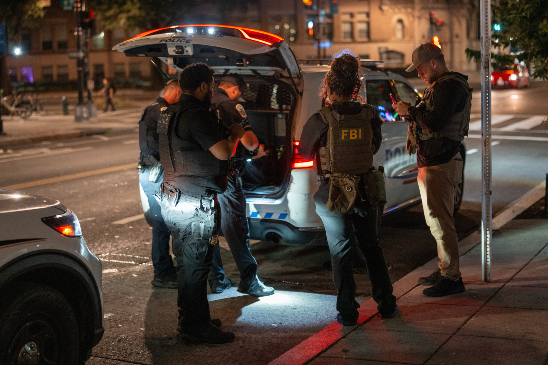 How the FBI uses cryptocurrency to track scammers