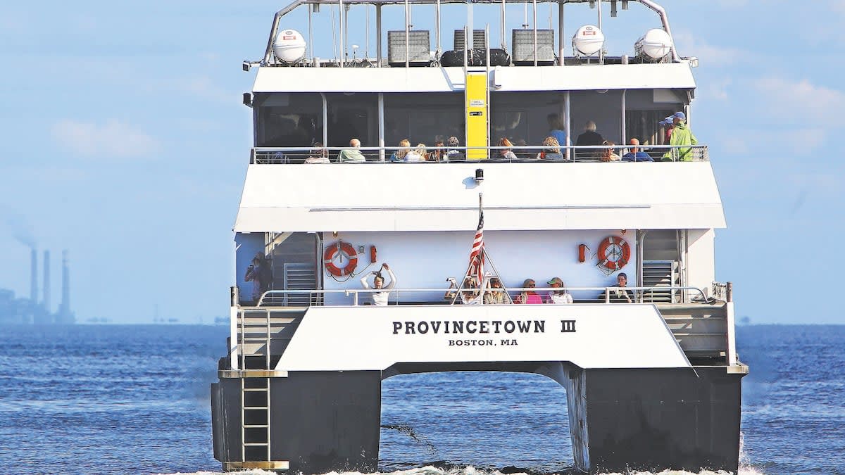 Tampa Bay ferry to return, operated by Hubbard’s Marina
