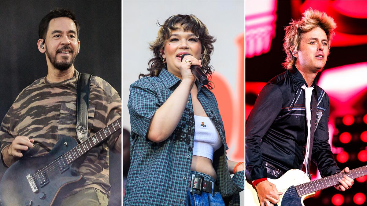 Wrap up 2025 with iHeartRadio's top alternative artists & songs