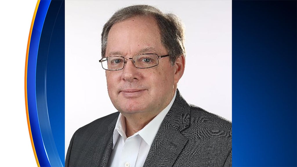 Bruce Dold, former Chicago Tribune publisher and editor-in-chief, dies ...