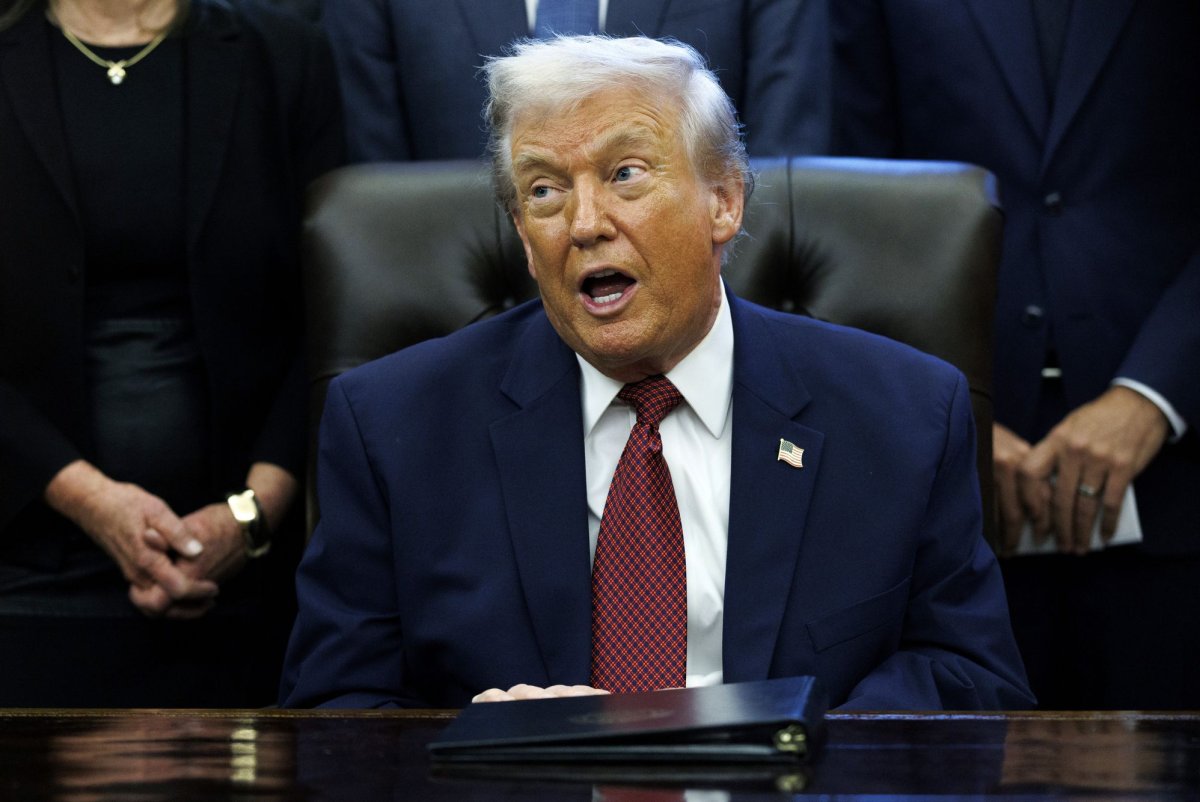 Trump renames US Institute of Peace after himself