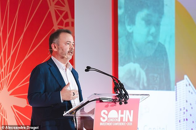 US hedge fund Saba launches second Edinburgh Worldwide coup attempt