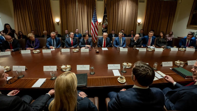 Economists warn missing data could skew the hot inflation report