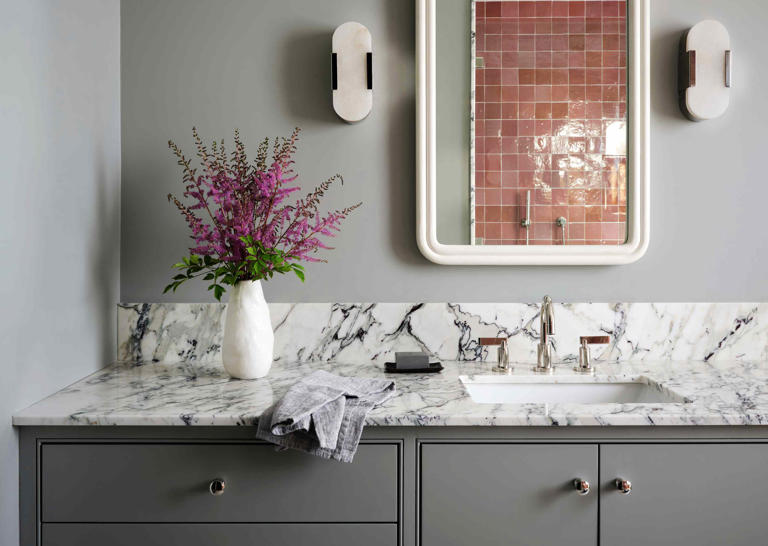 10 things to never leave on the bathroom counter, according to a ...