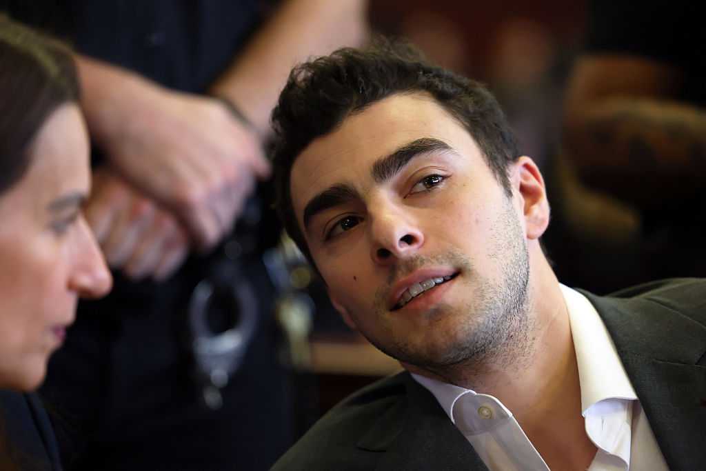 Hearing in Luigi Mangione's state murder case sheds new light on his arrest