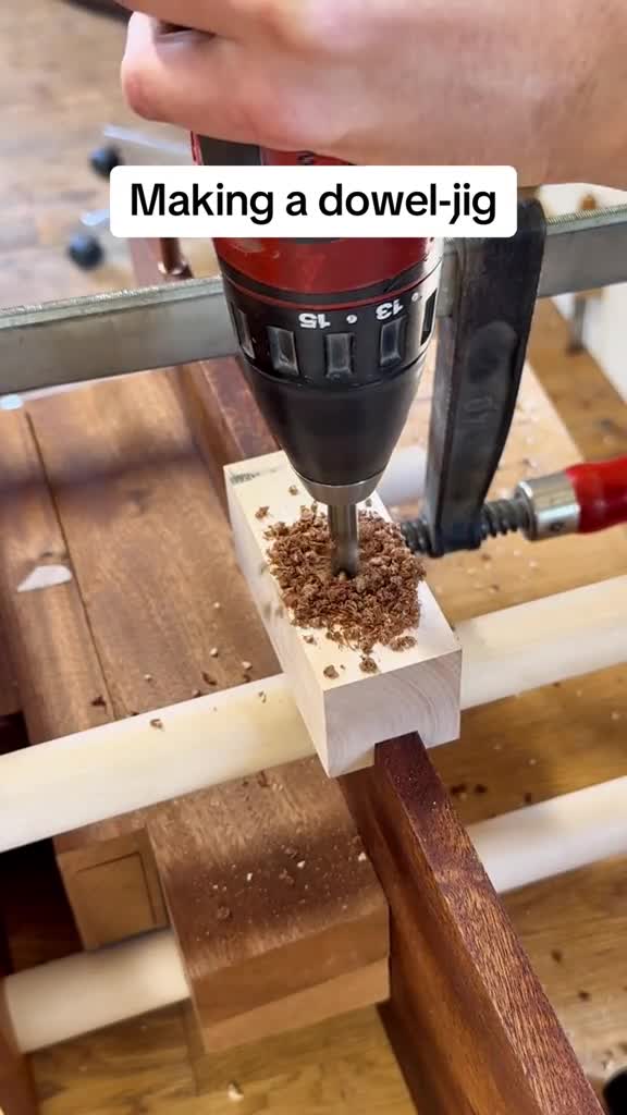 How I built a dowel jig for perfect shelf assembly