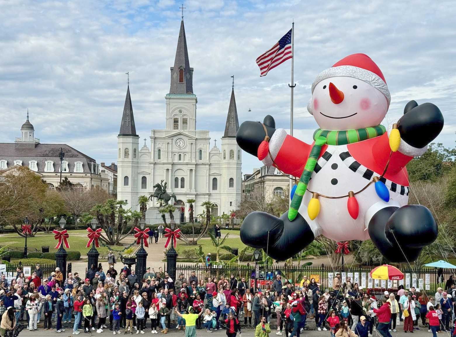 Live: Watch the Manning family children's holiday parade now