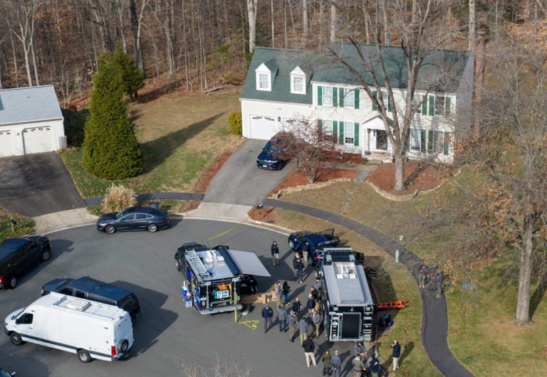 Brian Cole Jr. of Virginia identified as DC pipe bomb suspect: sources