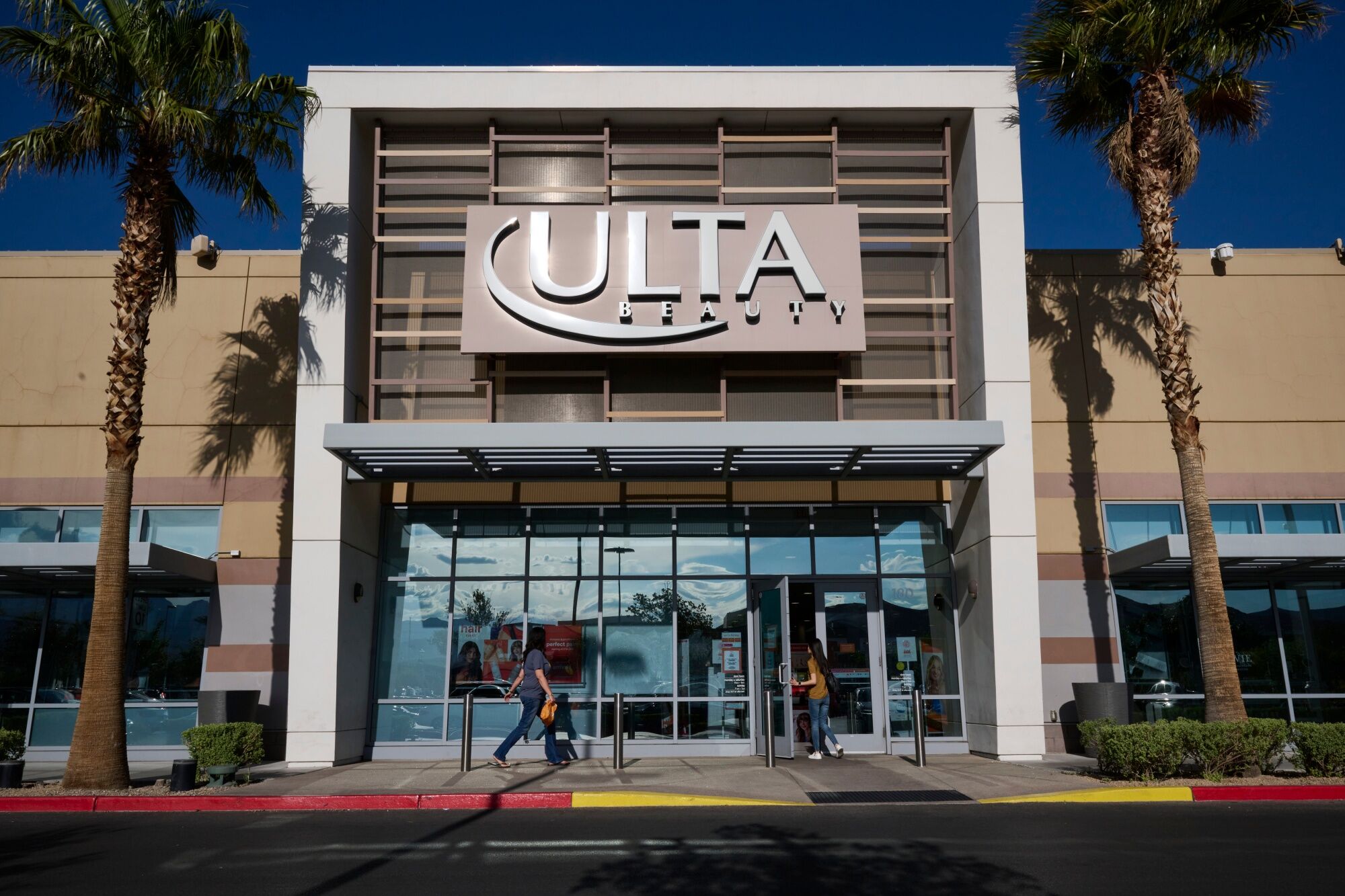 Ulta raises outlook as demand for cosmetics remains robust