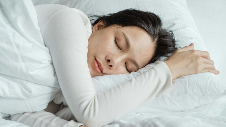 Studies say women may need more sleep than men, but why?