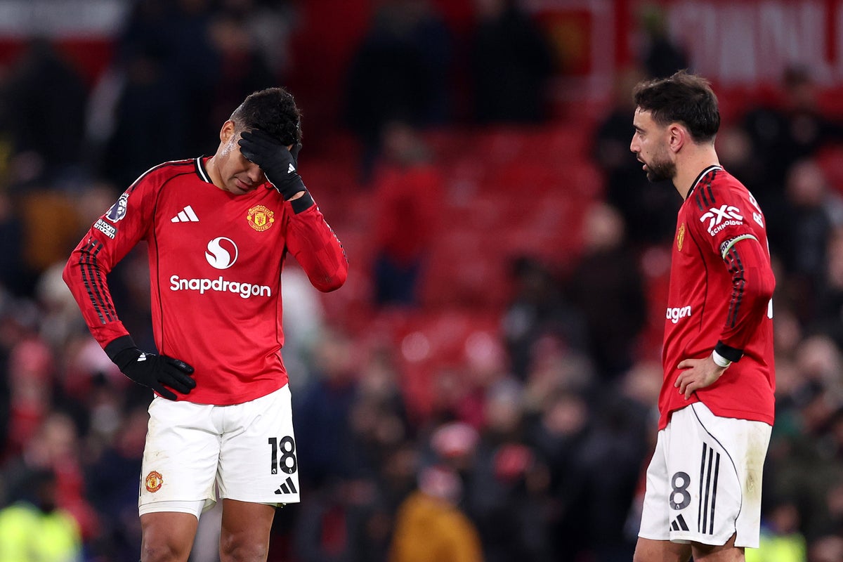 Man United fans boo as West Ham steal away vital Premier League points