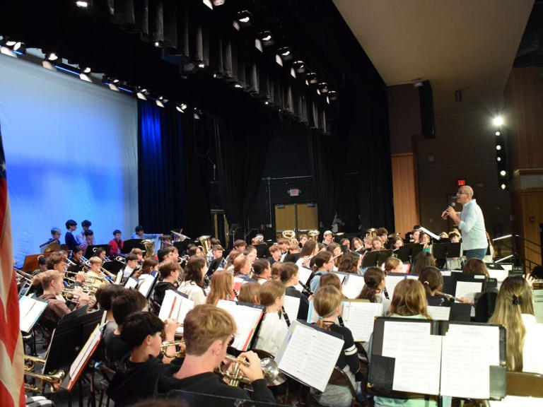 Wantagh High School, Middle School musicians team up in clinic
