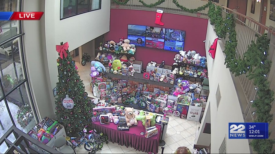 Final week of Toys for Tots at 22News with extended hours