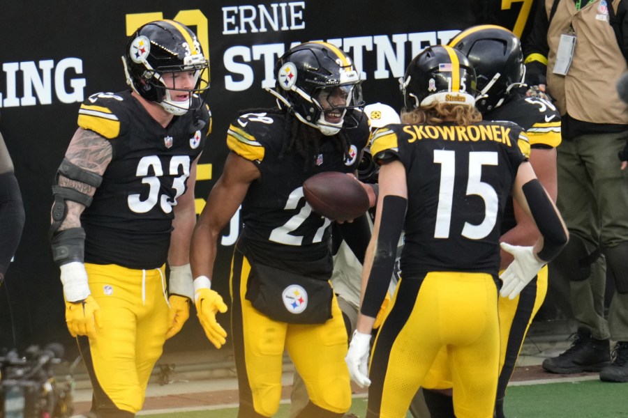 Watt returns, Dugger sidelined Thursday